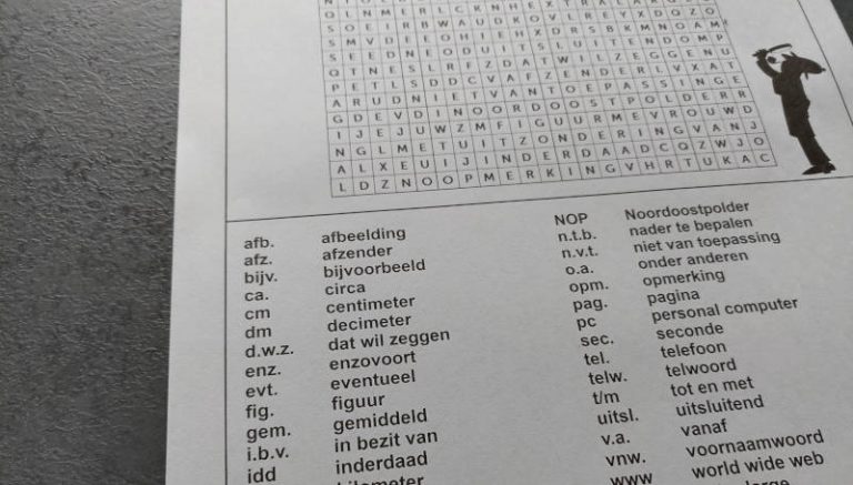 Woordzoeker afkortingen 1. Een echte taalpuzzel. - vanjufmarjan.nl